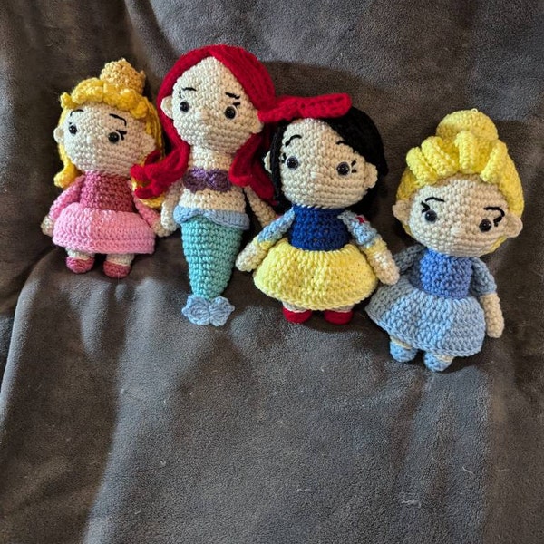 Crochet Doll Amigurumi Pattern / PDF Pattern - Etsy