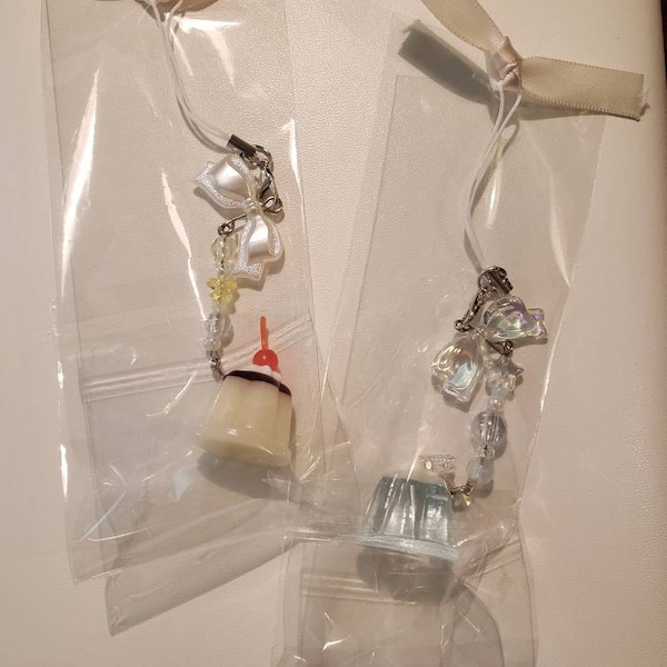 Cute Mini Resin Pudding Keychain (jelly, Bag Charm, Keyring, Birthday ...