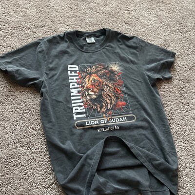 Made to Worship white Lettering Unisex Christian Sweatshirt Streetwear ...