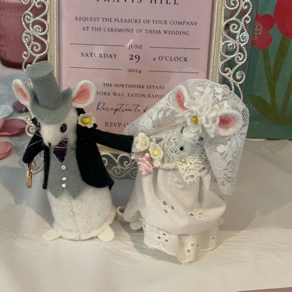 Irish Mice Celtic St. Patrick's Day Mouse Pair - Etsy