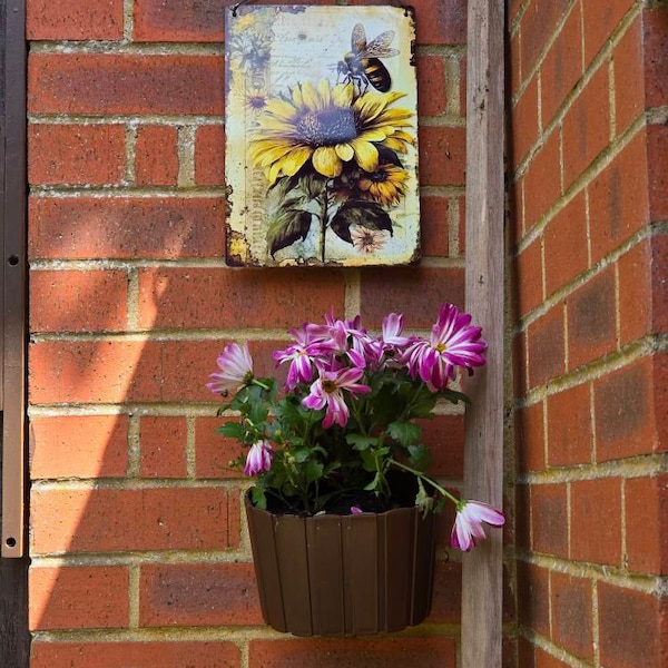 Sunflower and Bee Metal Tin Sign, Hive Garden Decoration Wall Plaque ...