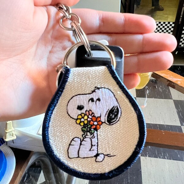 Three Potato Four X Peanuts® - Snoopy Flower Bouquet Patch Keychain - Etsy