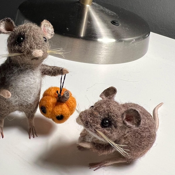 Needle Felted Field Mouse: Wool Miniature Woodland Animal Ornament - Etsy