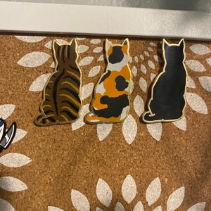 Brown Tabby Cat Pin / Cat Lover Gift / Enamel Cat Pin / Cute - Etsy
