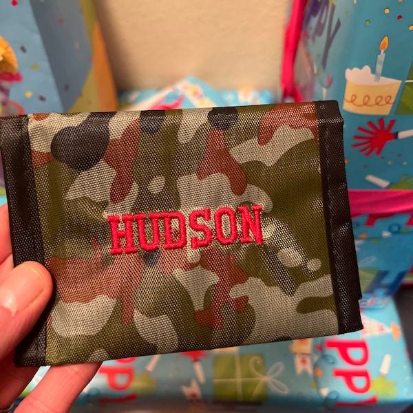 KIDS PERSONALIZED WALLETS - Embroidered Nylon Trifold Camo and Sports ...
