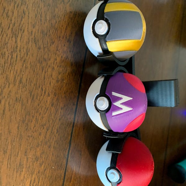 Pokeball Cosplay Prop With Belt Clip - Etsy