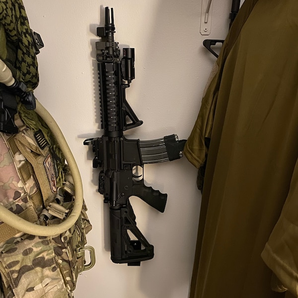 Vertical Gun Wall Mount - Etsy