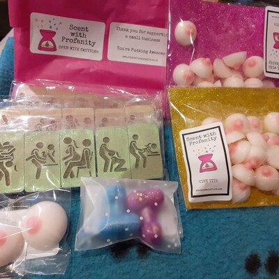 Mini Candy Floss Pink Hearts and Glitter Wax Melts X30. - Etsy UK