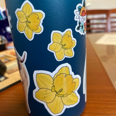 Daffodil Sticker, Waterproof Vinyl Decal, Laptop Sticker, Water Bottle ...