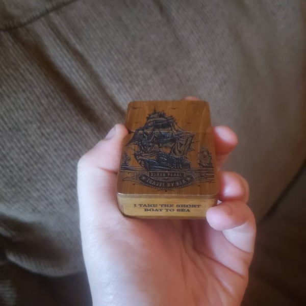 Lara Croft Tomb Raider Java Teakwood Engraved Lighter - Etsy