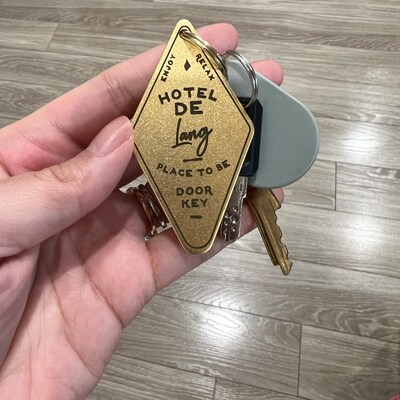 Personalized Vintage Hotel Keychain // Gold Key Ring // Personalised ...