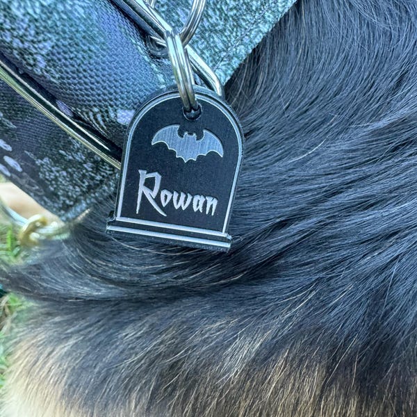 Personalized LED Light up Name Keychain USA Made Color Changing ...