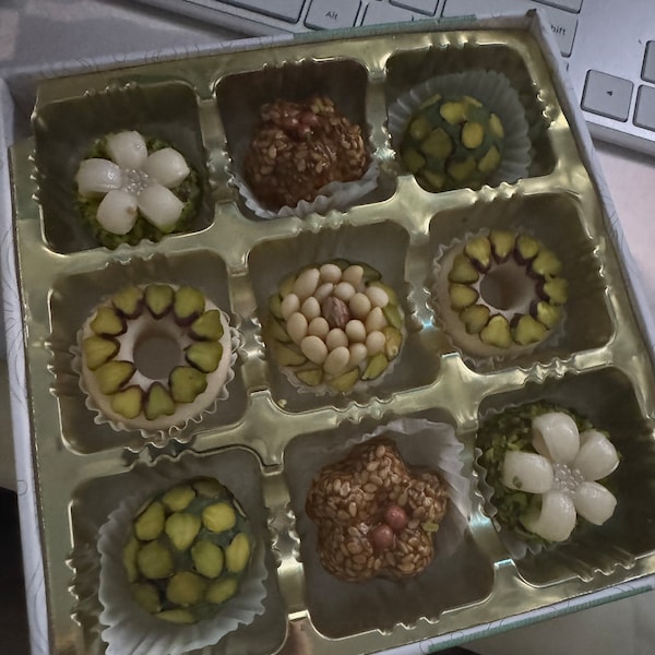 Eid Mubarak Sweets Gift Box | Luxury Packaging | Halal - Vegan - Gluten ...