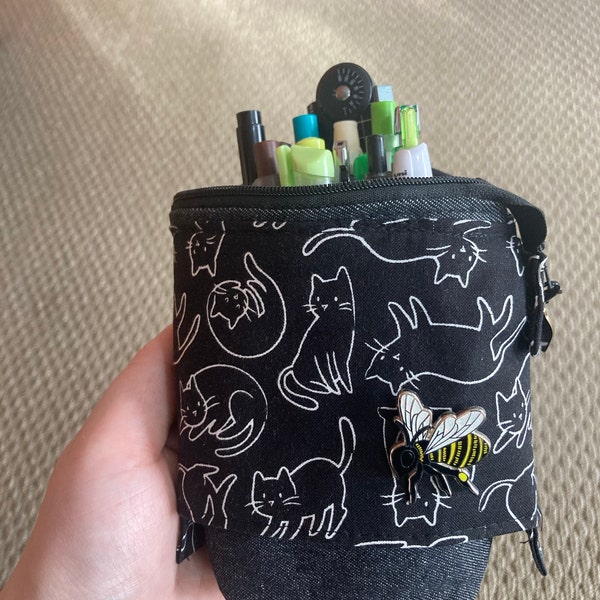 Black Canvas Pull Down Pencil Case, Telescopic, Stand up Pen Storage ...