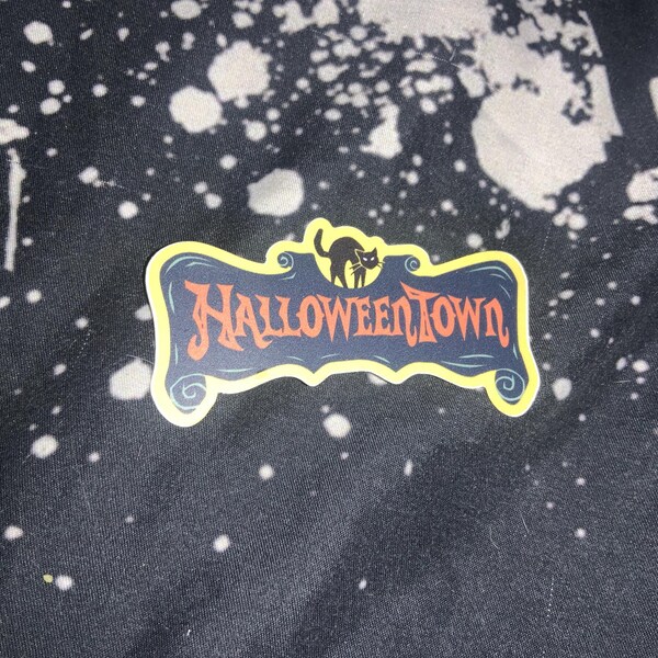 Halloweentown Vinyl Die Cut Red & Blue Headphone Stickers - Etsy