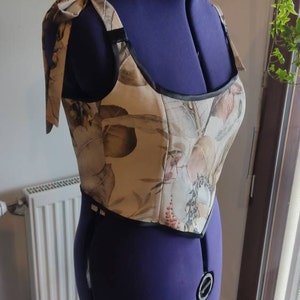 Romantic Corset Sewing Pattern With Straps, Adjustable Lacing at Back ...
