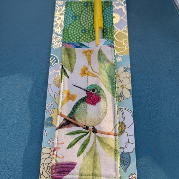Hummingbird Quilted Table Topper: Handmade Patchwork Centerpiece (20x20 ...