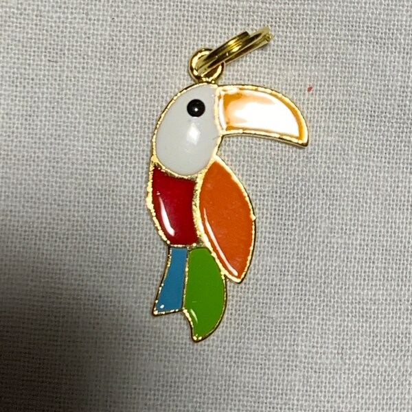 24K Gold Plated Toucan Charm, Enameled Parrot Pendant (15x27mm) - Etsy