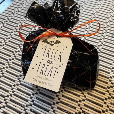 Printable Treat Bat Halloween Tag, Trick or Treat Printable Bag Tag ...