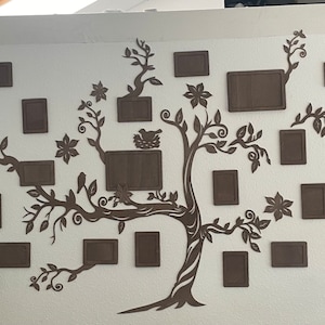 Wooden Family Tree With 23 Picture Frames 83x63in / 210x160cm ...