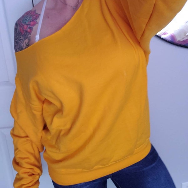 Cheer Mom off Shoulder Raw Edge Sweatshirt for Women GLITTER, Mom ...