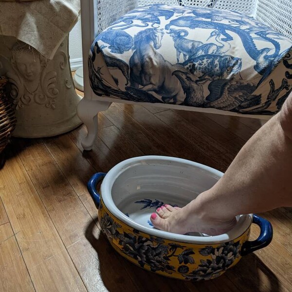 Wedgwood dancing Hours Tea Cups and Saucers. - Etsy