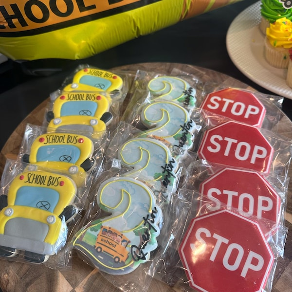 School Bus Birthday Sugar Cookies, Wheels on the Bus Boy 2nd Birthday ...
