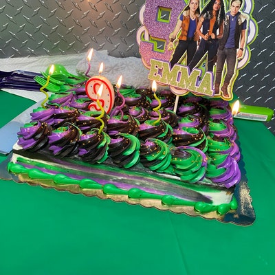 Zombies 2 Disney Werewolf Cake Topper Zombies 2 Disney Cumpleaños ...