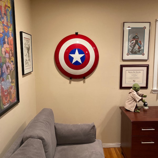 Captain America Shield Wall Mount / Super Hero Shield Display - Etsy