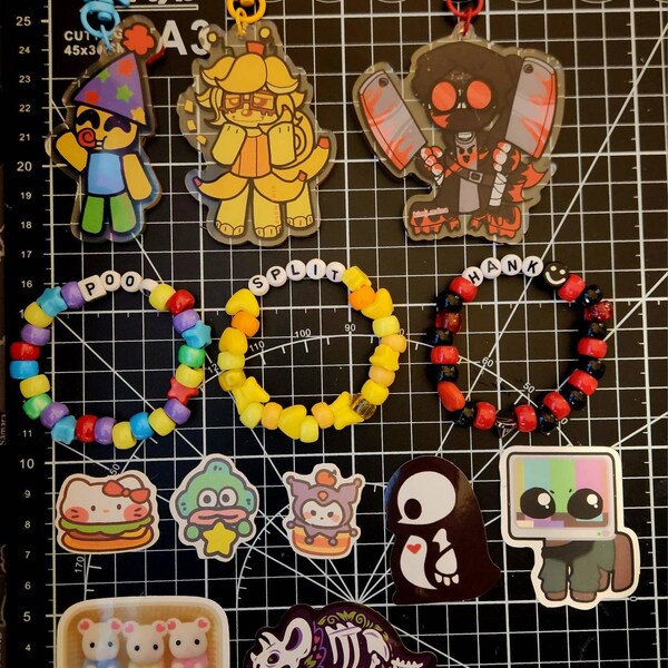 PRE-ORDER - Dandy's World Keychains! - Fanmerch - Roblox Game - Shrimpo ...