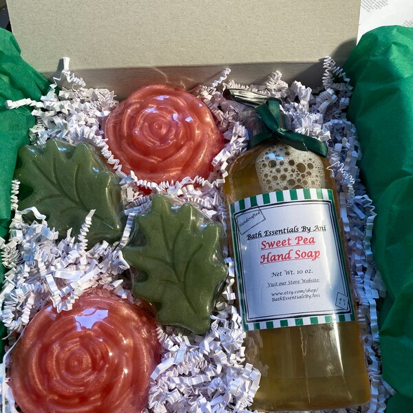 Bath Gift Basket - Handmade Soap, Bath Salts, Bath Bombs, Gift Basket ...
