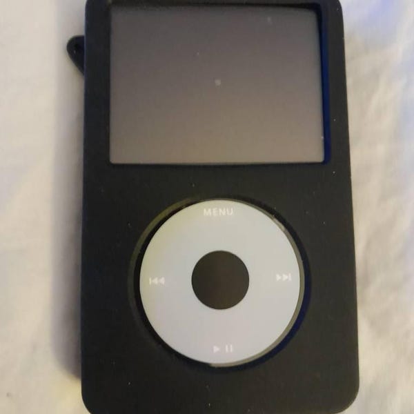 Create Your Own Apple Ipod Classic - 5th Gen (3000mah Battery, Wolfson ...
