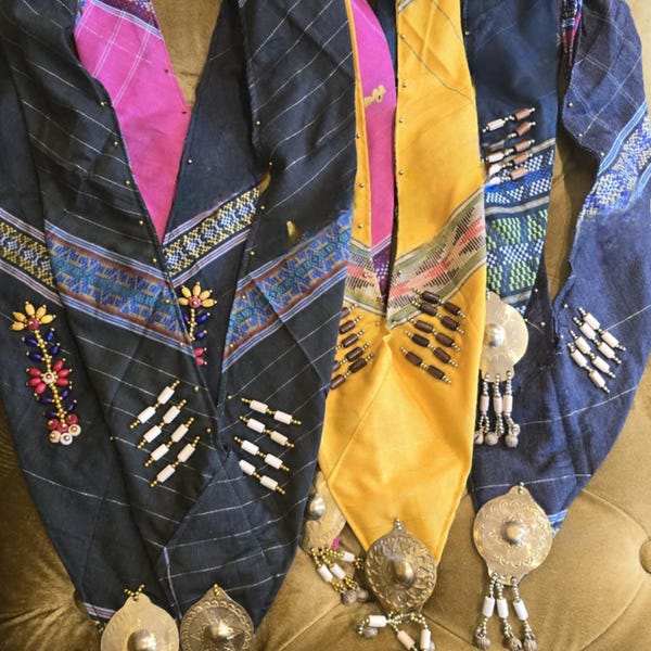 Filipino Tribal Ceremonial Garland: Ethnic Batik Tubaw Gong Lei for ...