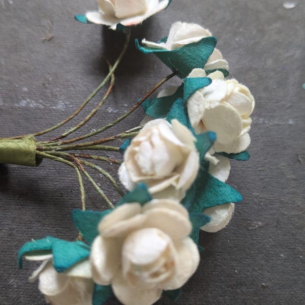 Miniature Paper Tea Roses Mulberry Flowers 14mm Card Craft Scrapbooking ...