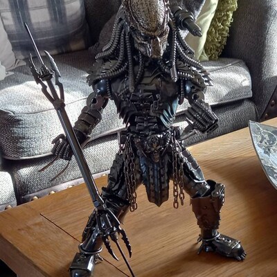 Predator Life Size Alien Vs Predator Handmade Recycled Metal Art ...