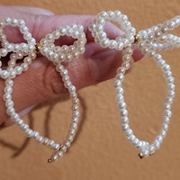 FILIA // White Flower Wedding Earrings, Floral Bride Earrings, Bridal ...