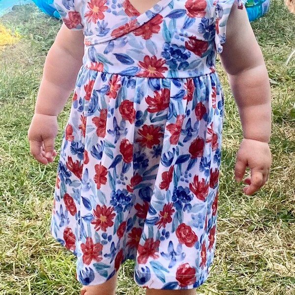 Red White & Blue Flowers Seamless Tile, Fourth of July Floral Seamless ...