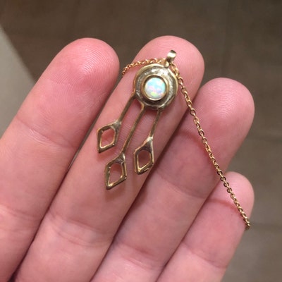 Vertigo Necklace With Opal - Etsy