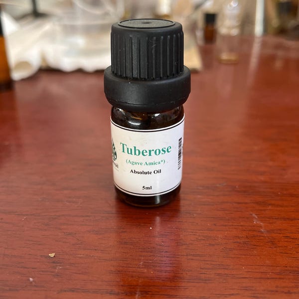 Italian Bergamot (citrus Bergamia L.) Essential Oil Furanocoumarin-free ...