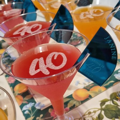 Wedding Favour Name Tags Wine Charm Wedding Table Decor Cocktail ...