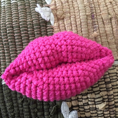 Crochet Lips Pattern PDF Crochet Kiss Valentine's Day Gift Amigurumi ...