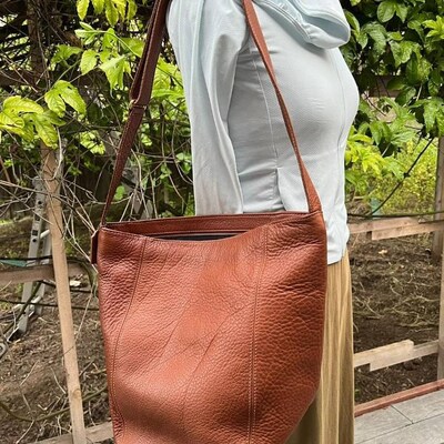 Like New, Vintage Coach Manor Bag, Top Handle Satchel 9977, Red - Etsy