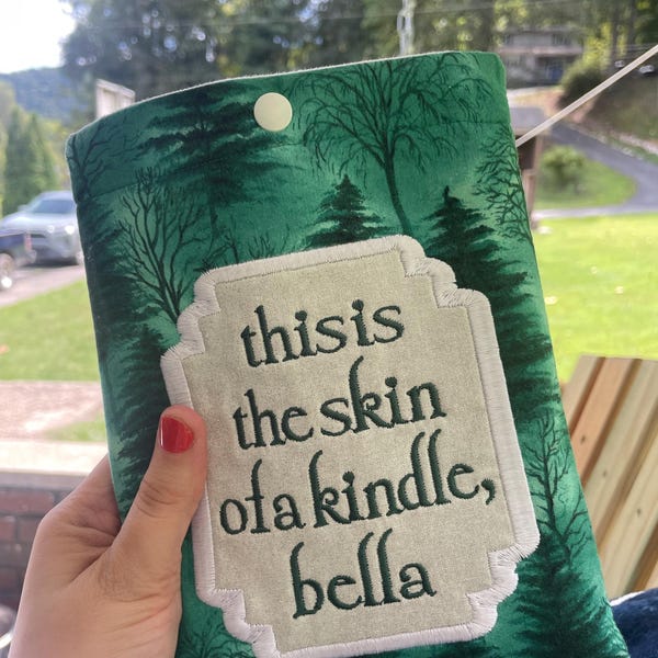 Halloween Spooky Floral Scream Lightly Padded Kindle Sleeve With Snap E-reader Cover Case for ...