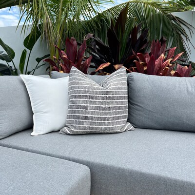 Perennials Tangled Reverse OUTDOOR Pillow Cover in Flannel - Etsy