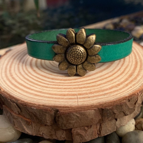 MADE in EUROPE 24 Green Flat Leather Cord, 10mm Leather Cord, Genuine ...