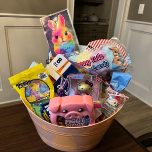 Personalized Gift Basket for Cheer Leader Bucket Senior Night Cheer Pom ...