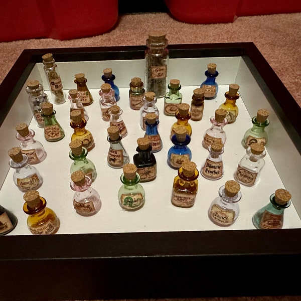 18 Miniature Magic Halloween Labels - With 32 Sealing Wax - Fantasy ...