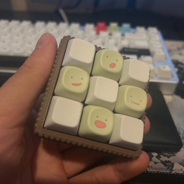 4 Button Desktop Mechanical Keyboard Fidget Toy - 4 Key Sensory ADHD ...