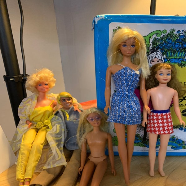 Vintage 1977 Charlie's Angels Sealed Wax Pack Trading Cards Series 2 Kate Jackson Farrah Fawcett ...