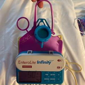 Tubie Hang G-tube Feeding Pump Hanger | Etsy